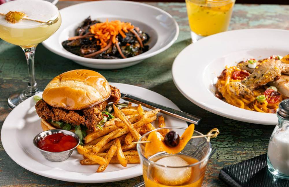 Azalea Bar & Kitchen | RomanticAsheville.com